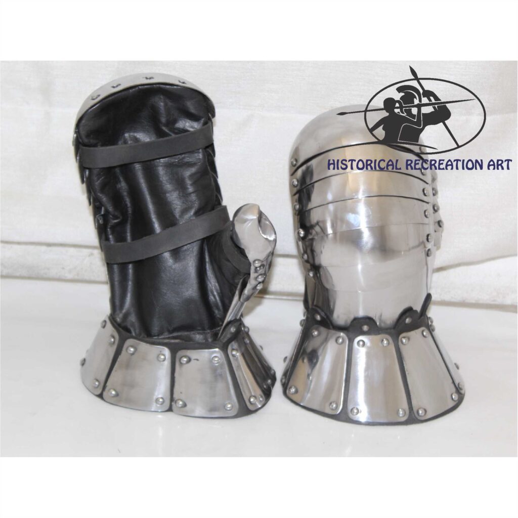 A-19 MEDIEVAL CLAMSHELL GAUNTLETS